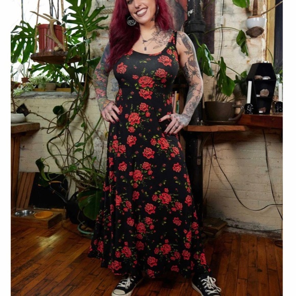 Sourpuss | Dresses | Sourpuss Rose Garden Maxi Dress Blackbrand New ...